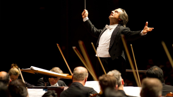 Stasera in TV: Riccardo Muti prova Aida. In prima visione i retroscena ...